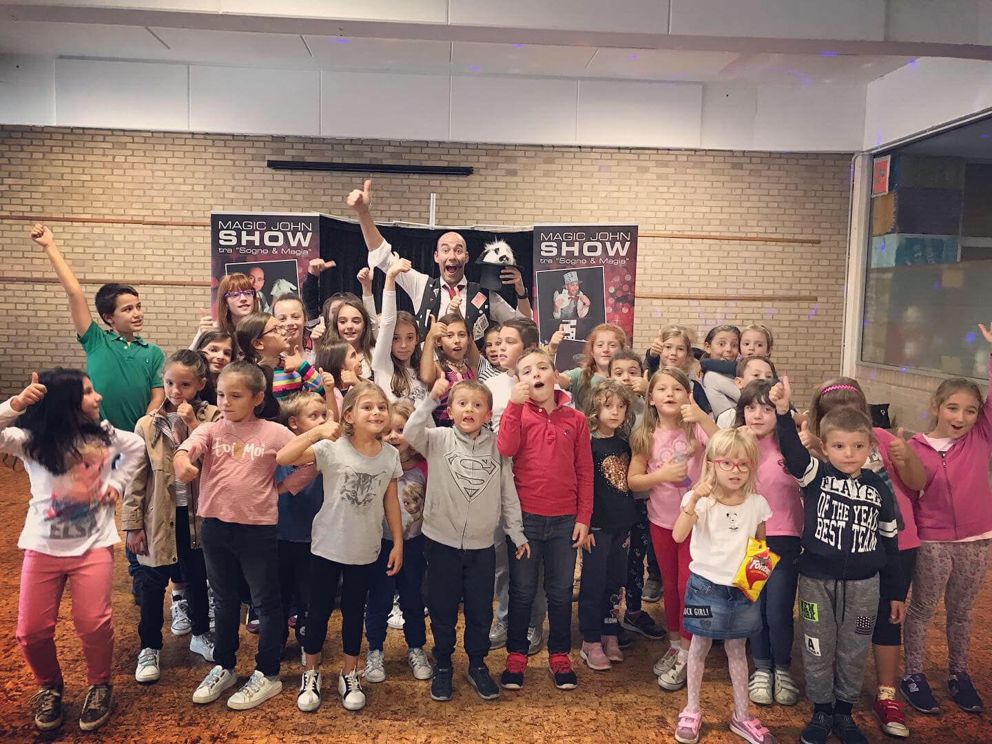 Spettacoli di magia per bambini - Mago John Librizzi